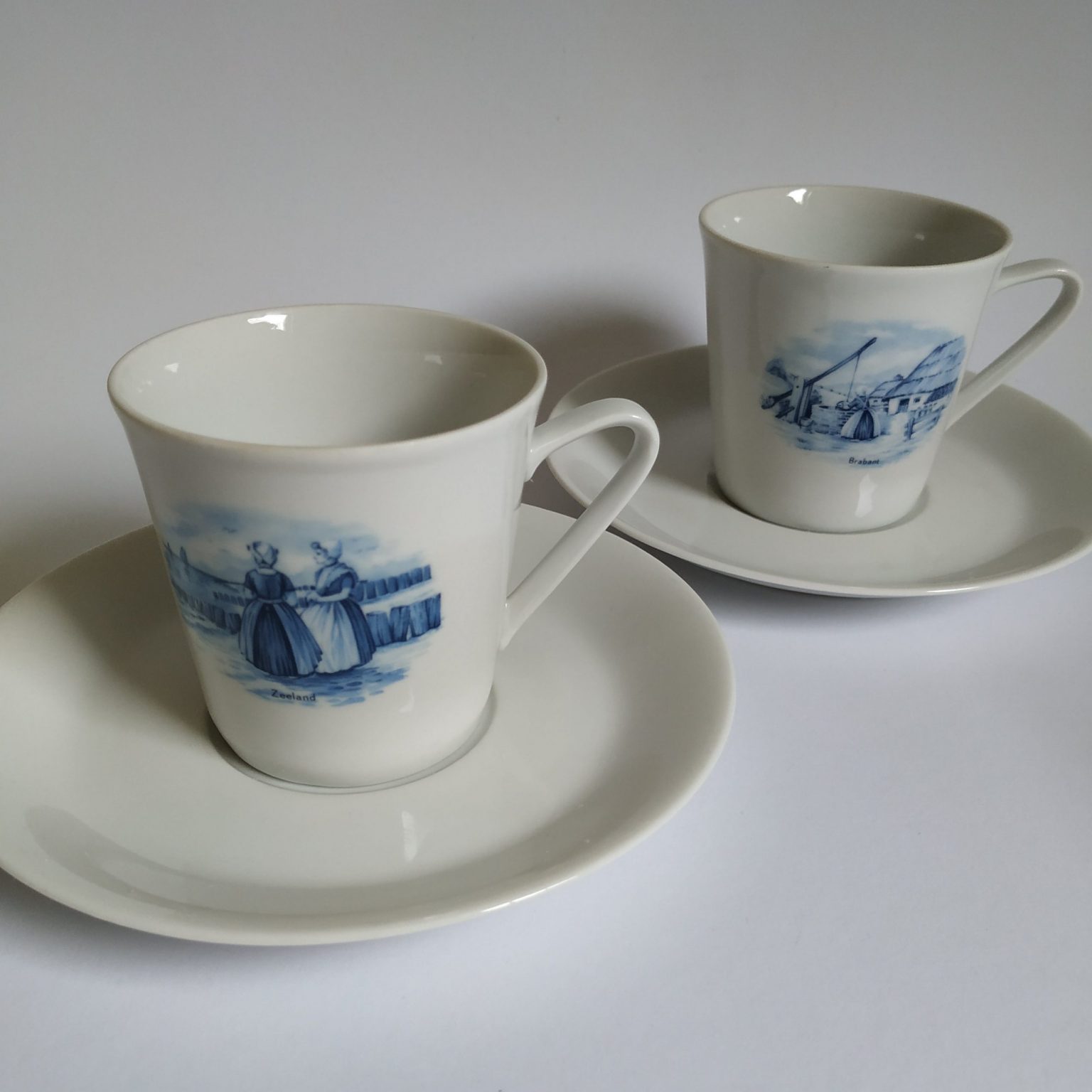 Vintage Koffie/Thee Kopjes Holland Bavaria Servies - Queens Vintage