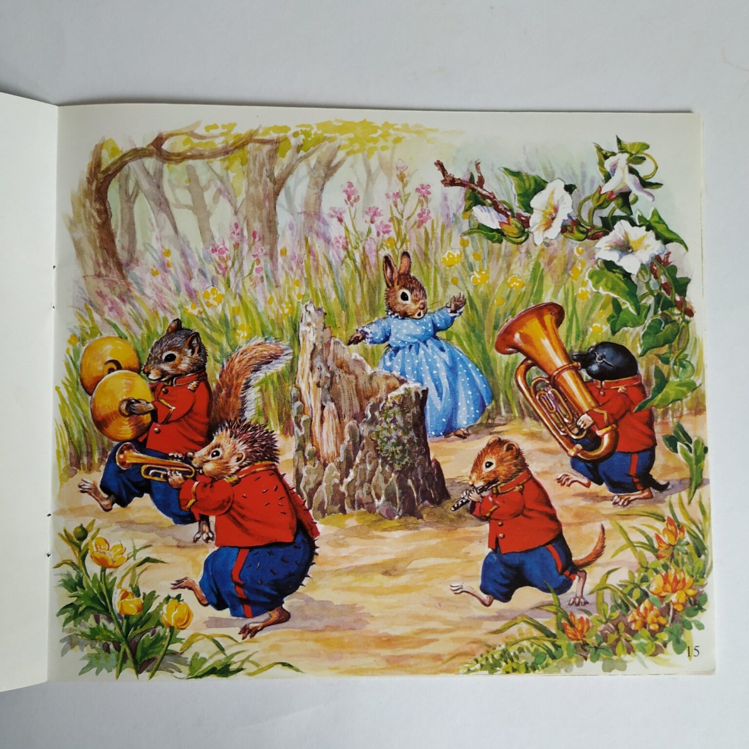 Vintage Kinderboek Piep de Muis bij de Muziek - Queens Vintage