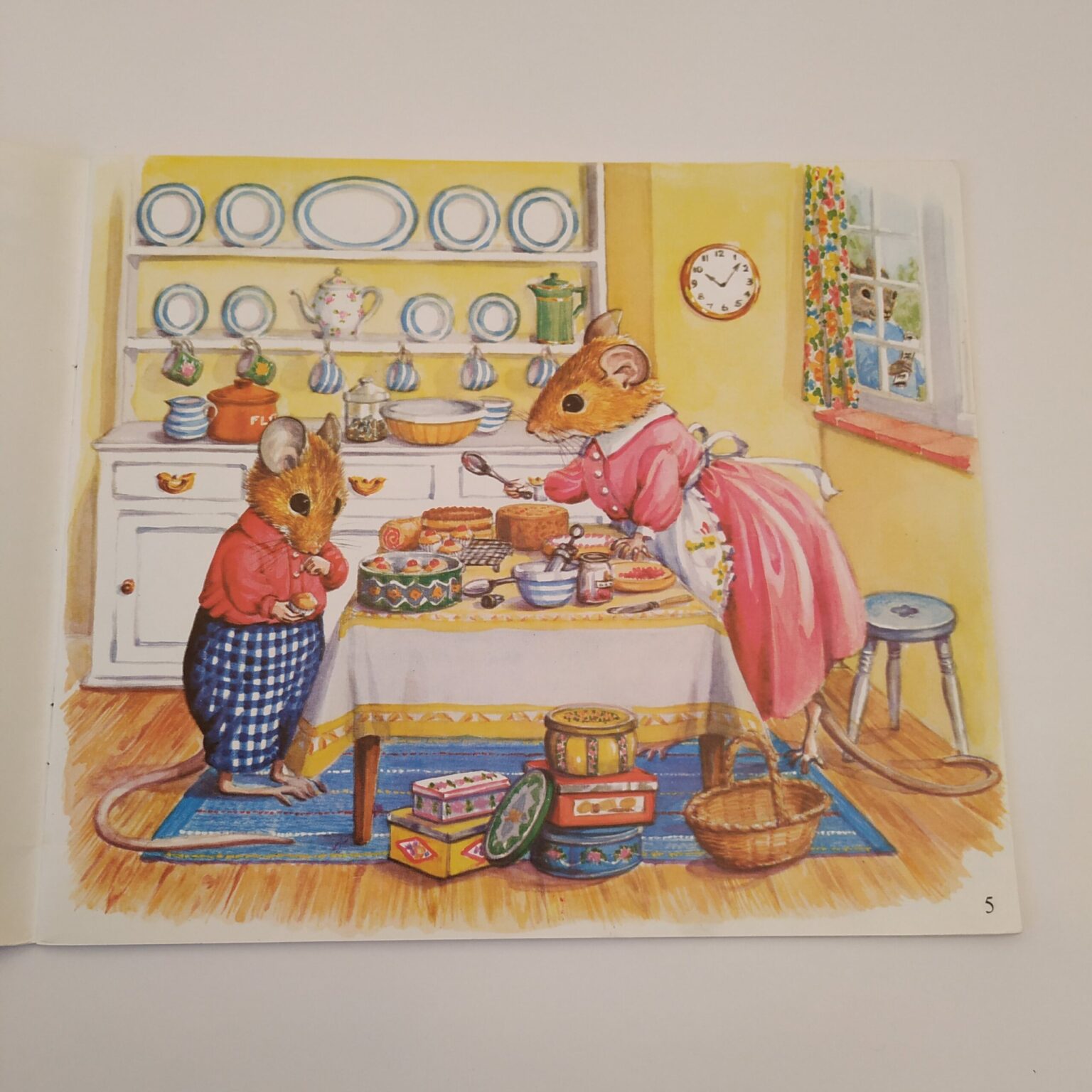 Vintage Kinderboek Piep de Muis bij de Muziek - Queens Vintage